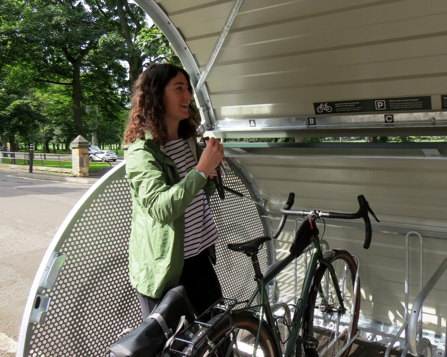 Edinburgh provide major new Bikehangar scheme | Cyclehoop